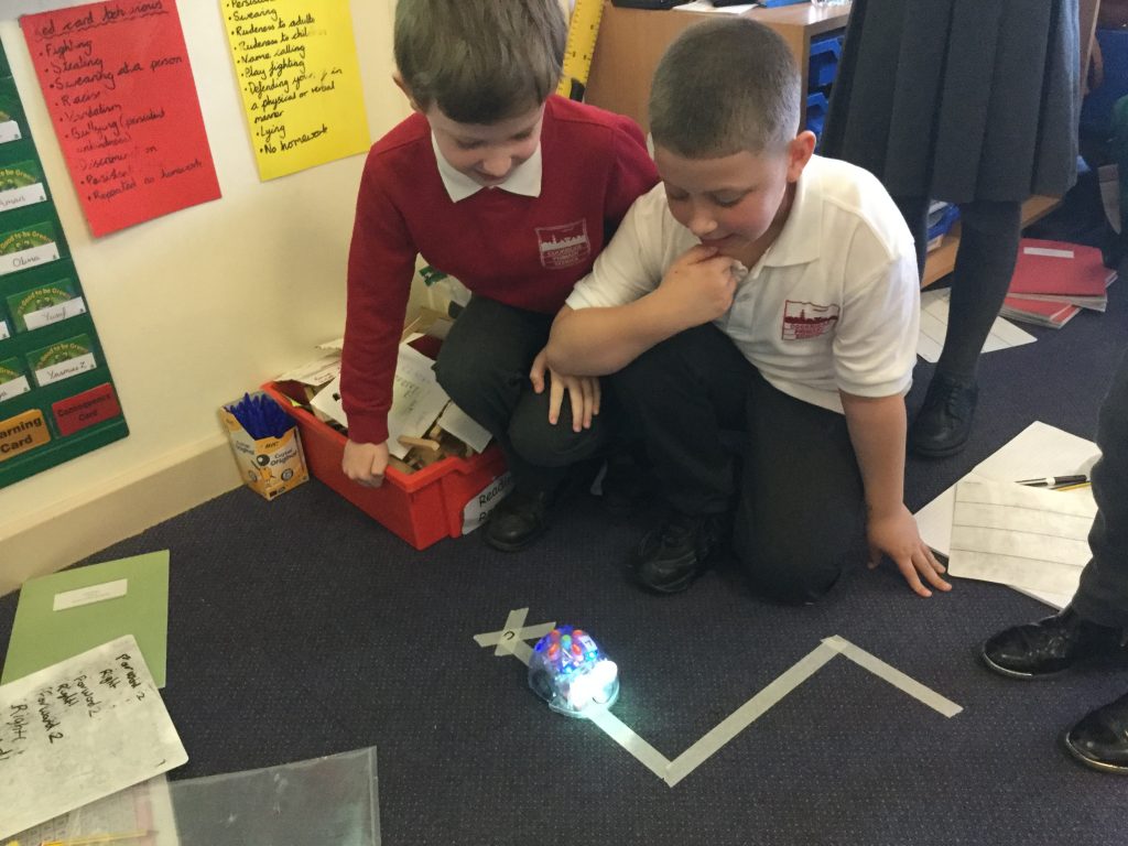 Year 3 - Class 4 - Writing and debugging algorithms - Cookridge Primary Year 3 - Class 4 - Writing and debugging algorithms - Cookridge Primary