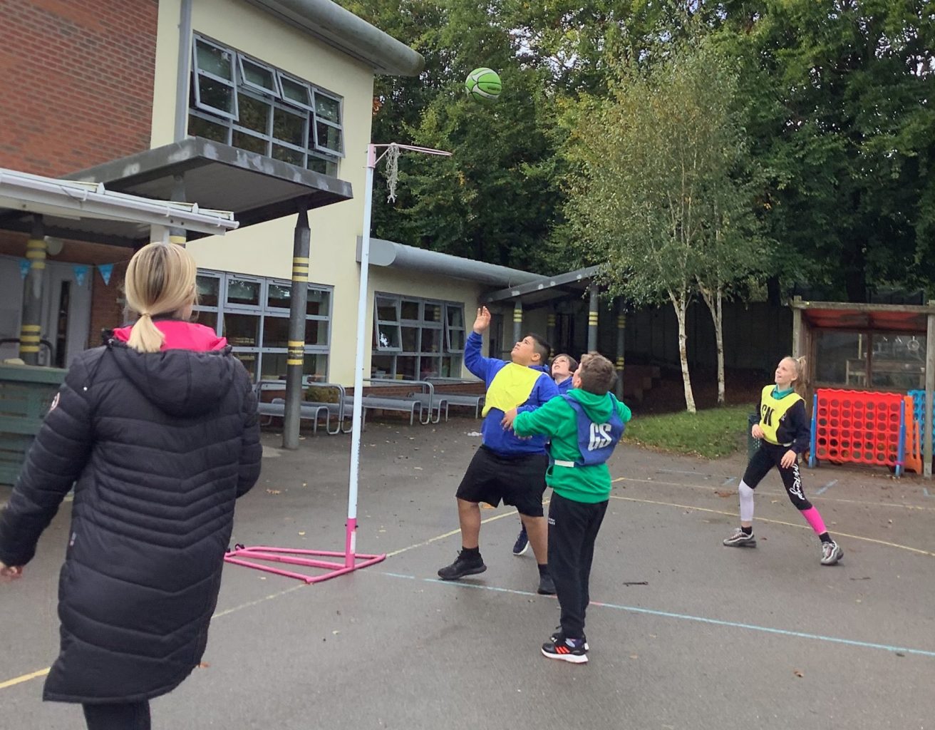UKS2 PE - Netball - Cookridge Primary