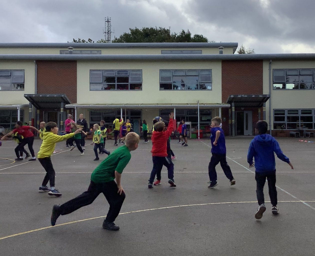 UKS2 PE - Netball - Cookridge Primary