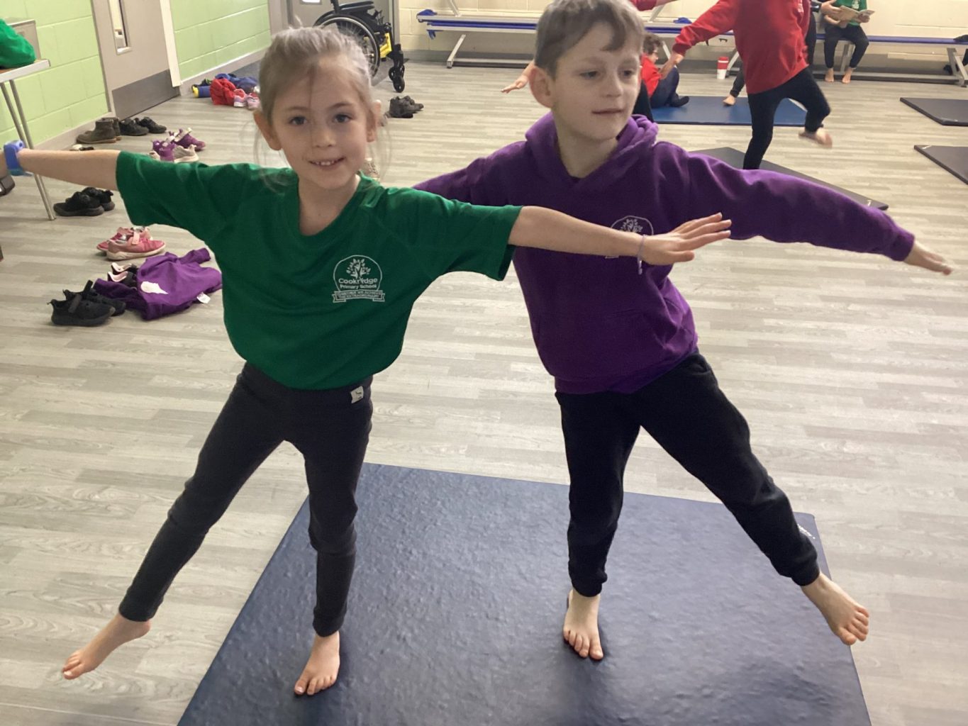 KS1 - Class 3 - PE - Cookridge Primary