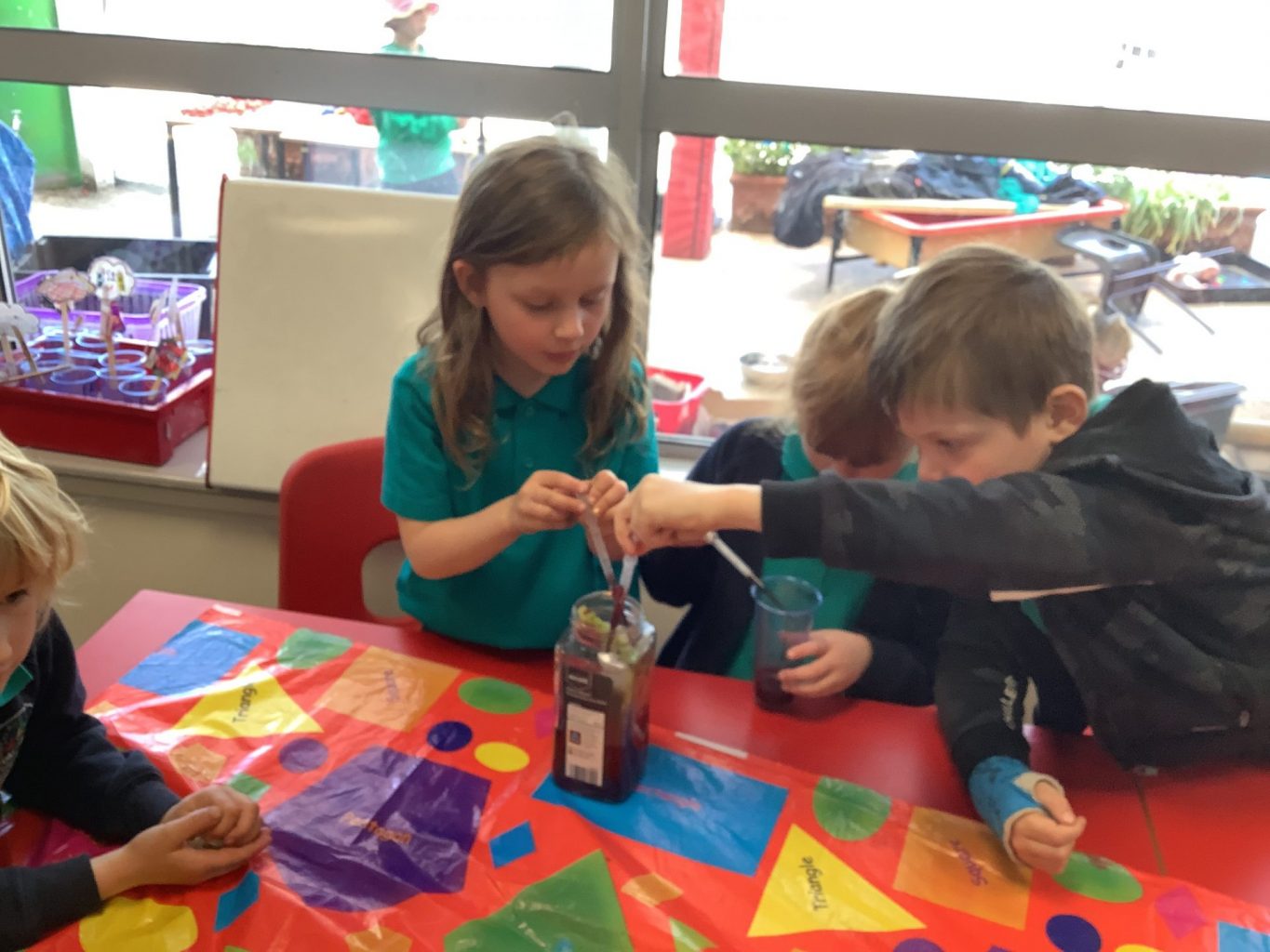 KS1 - Science - Celery Experiment! - Cookridge Primary