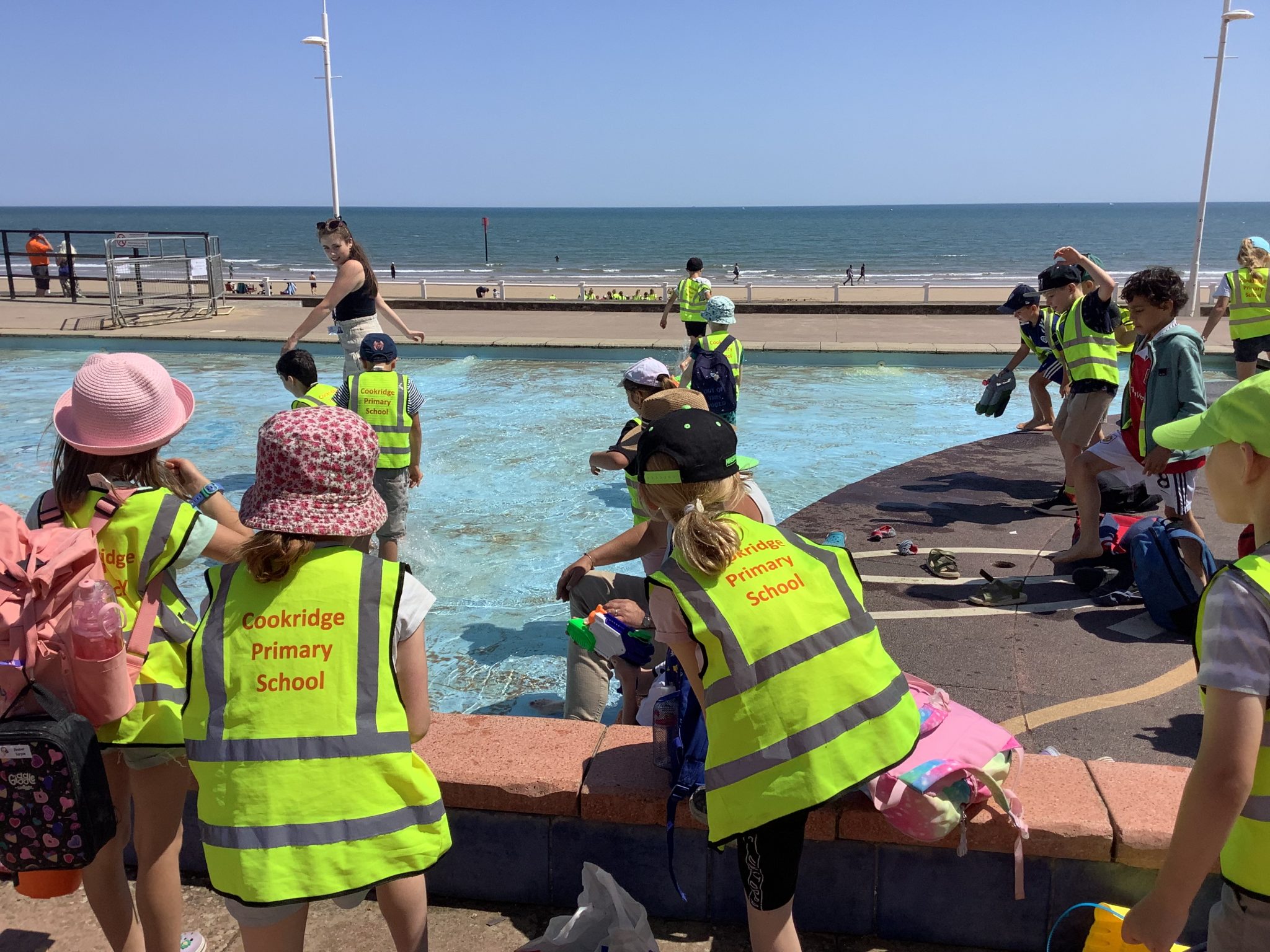 KS1 - Class 3 - Bridlington Trip - Cookridge Primary