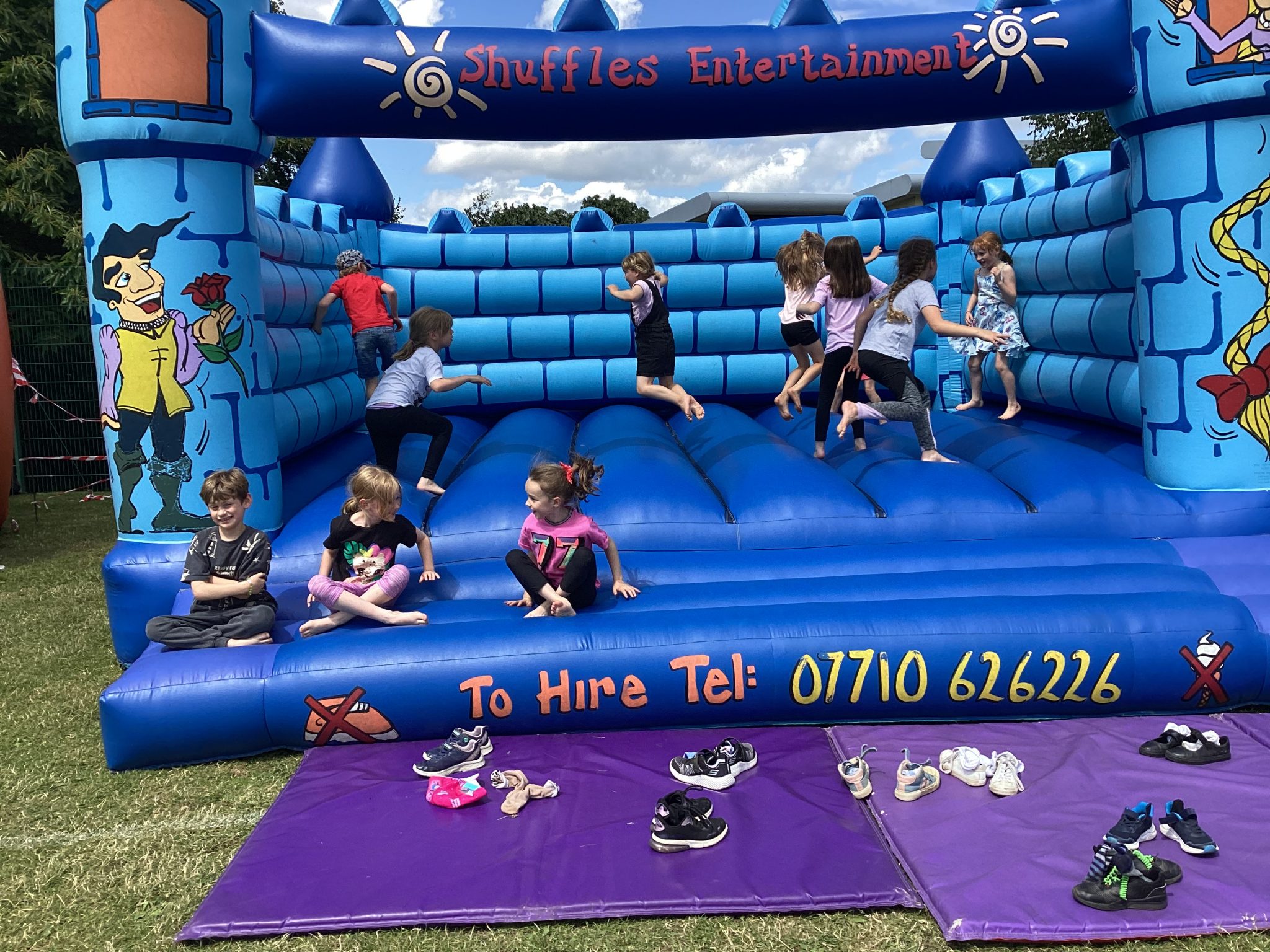 KS1 - Class 3- Inflatable Day! - Cookridge Primary