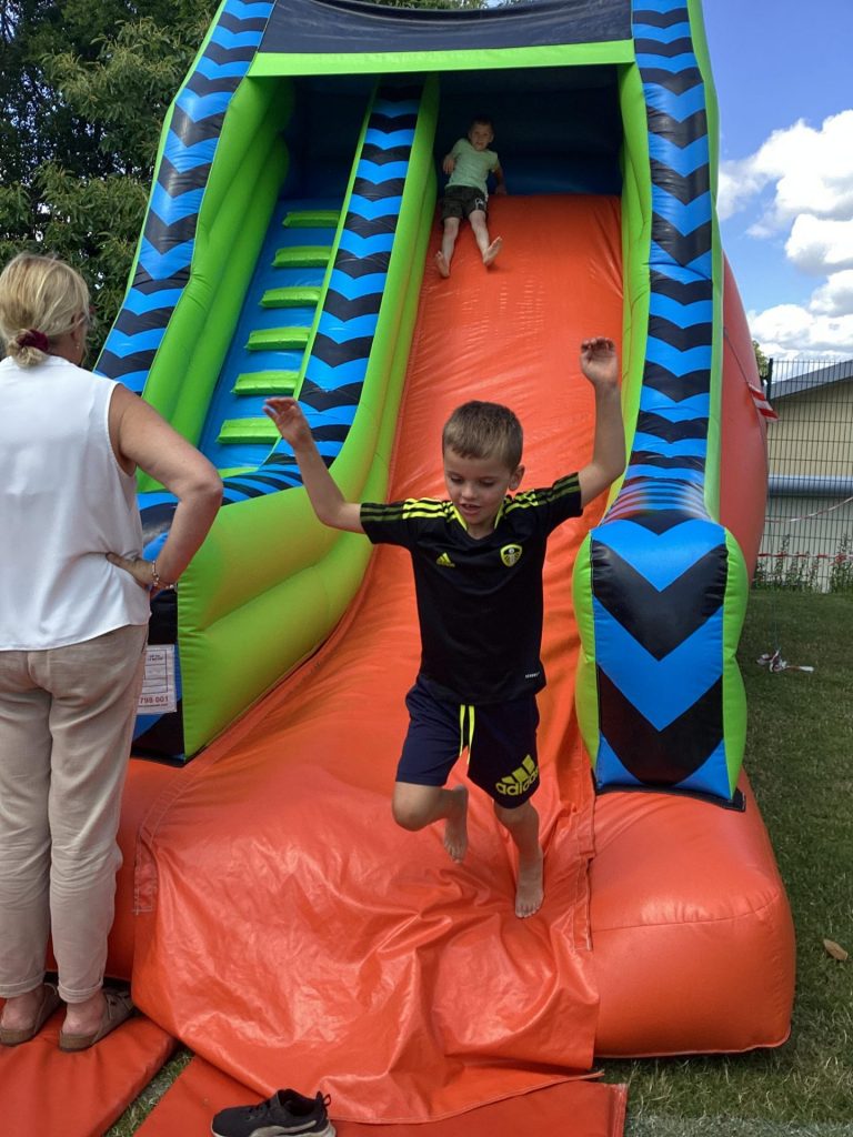 KS1 - Class 3- Inflatable Day! - Cookridge Primary