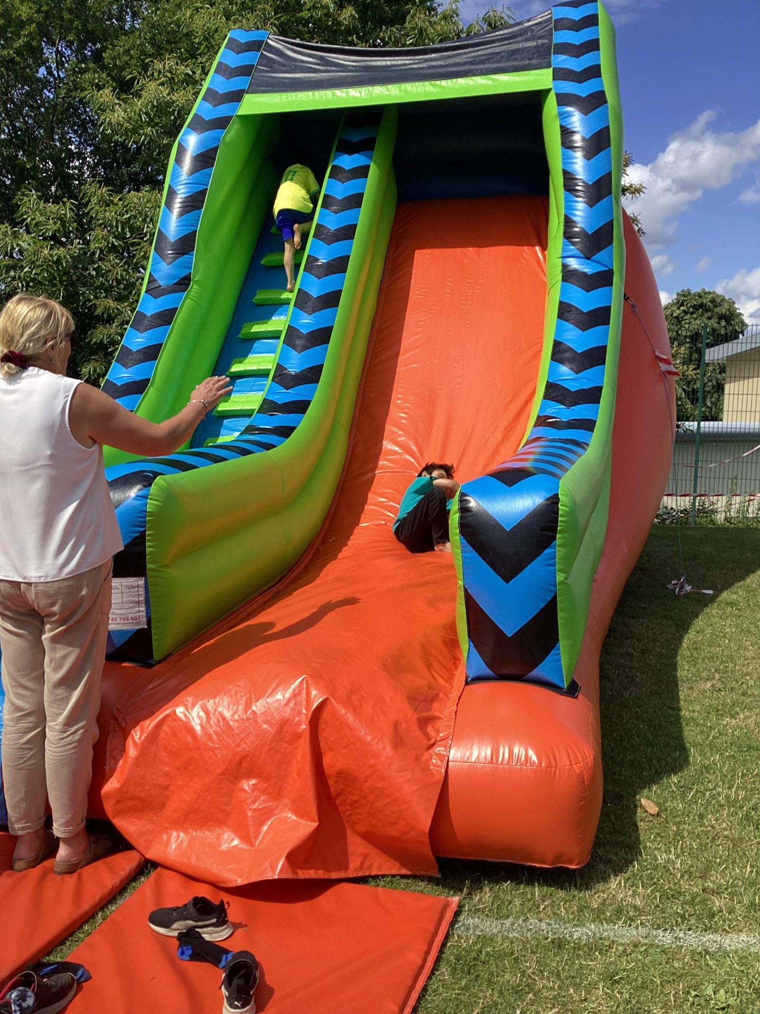 KS1 - Class 3- Inflatable Day! - Cookridge Primary